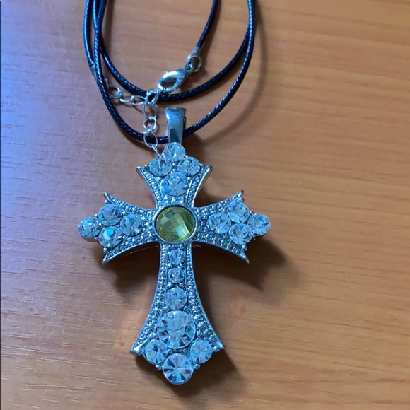 Jewelry | Pretty Sparkly Cross Necklace | Poshmark